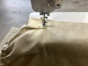 How to Sew a Foraging Apron - Homespun Seasonal Living