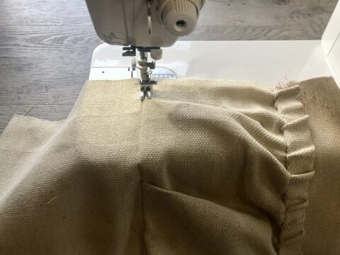 How to Sew a Foraging Apron - Homespun Seasonal Living