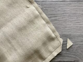 How to Sew a Foraging Apron - Homespun Seasonal Living
