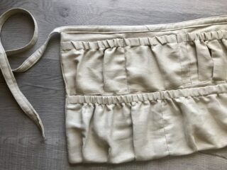 How to Sew a Foraging Apron - Homespun Seasonal Living