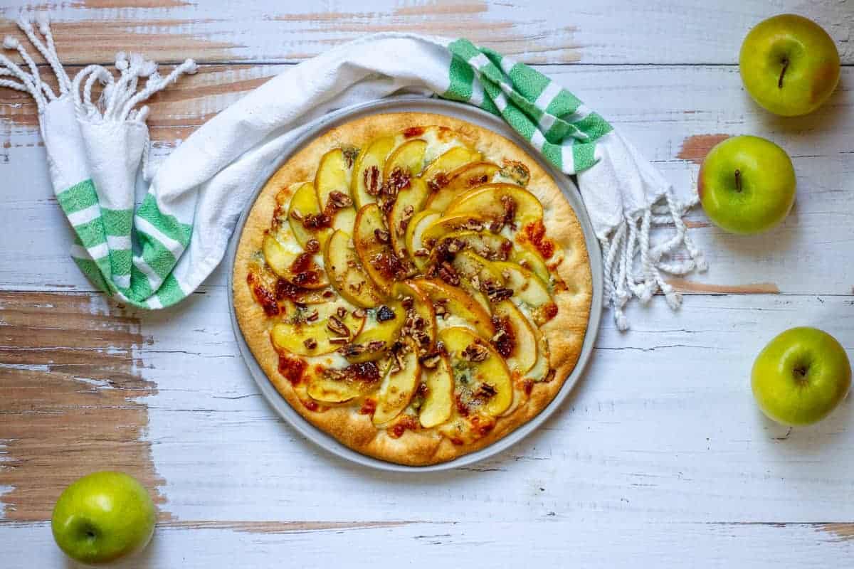 Delicious Fall Pizza Recipes for Harvest Season - Homespun Seasonal Living