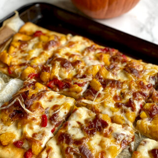 Delicious Fall Pizza Recipes for Harvest Season - Homespun Seasonal Living